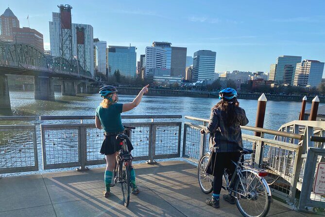 Bike Around Portland Oregon: Art, Culture, Bridges, Poetry - Who Would Love This Tour?