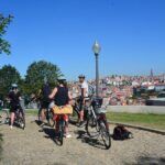 Bike or E-Bike Tour of Porto and Atlantic Coast - The Guided Experience: Knowledgeable and Personable