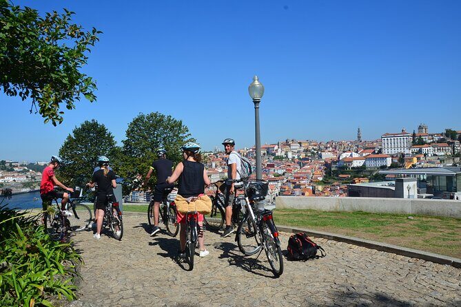 Bike or E-Bike Tour of Porto and Atlantic Coast - The Guided Experience: Knowledgeable and Personable