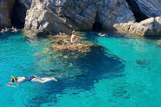 Blue & Green cave,unj beach - with drinks small group speedboat - Who Should Book This Tour?