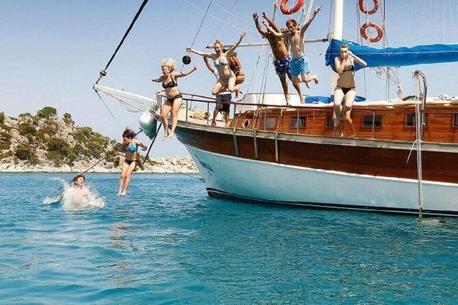 Boat Trip with Lunch From Kusadasi Port / Hotels - The Value of this Tour