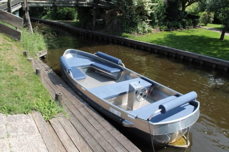 Boatrental 2 Hours 8 Person with Steeringwheel and cushions - The Itinerary Breakdown