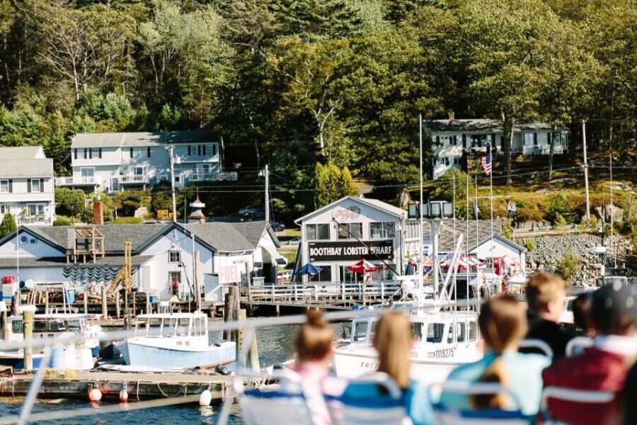 Boothbay Harbor Cruise: Lighthouses, Lobster Haul, and Seals - Why This Tour Works