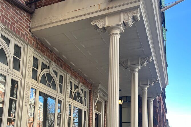 Boston Freedom Trail Private Car Tour - Neighborhoods and Local Flavor