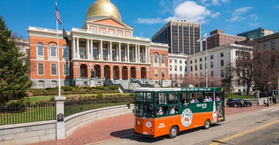Boston: Hop-on Hop-off Old Town Trolley Tour - Breakdown of the Itinerary