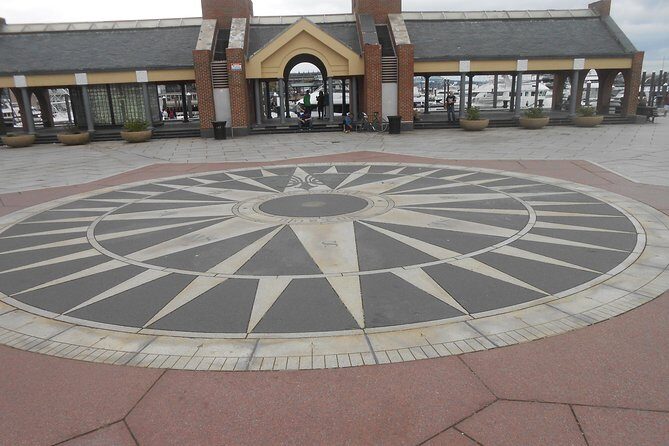 Boston North End self-guided walking tour & scavenger hunt - The Realities of the Experience
