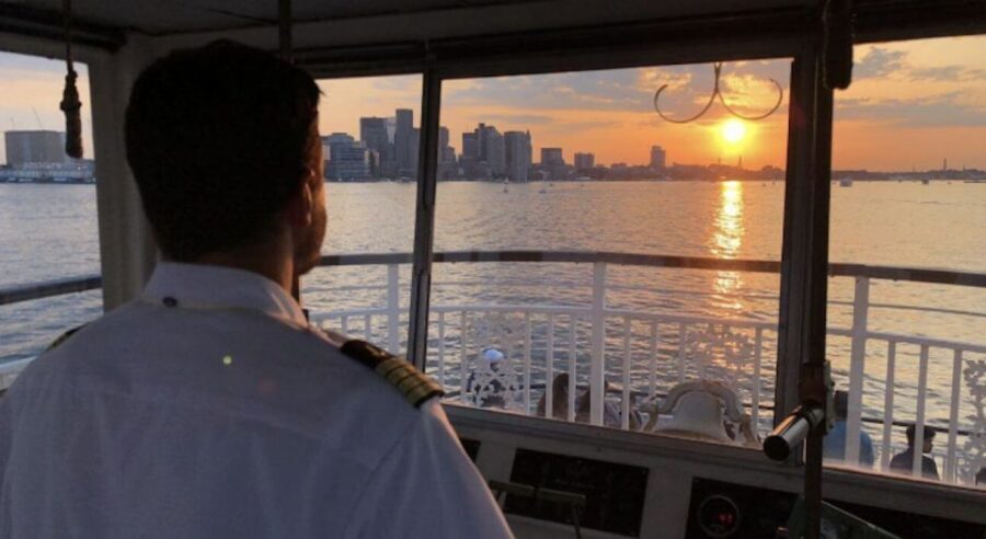 Boston: Scenic Moonlight Harbor Cruise - Detailed Breakdown of the Itinerary and Sights