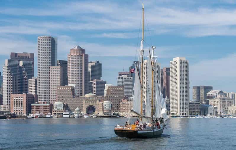 Boston: Sunday Pastries & Prosecco on Boston Harbor - The Itinerary: A Calm, Scenic Voyage