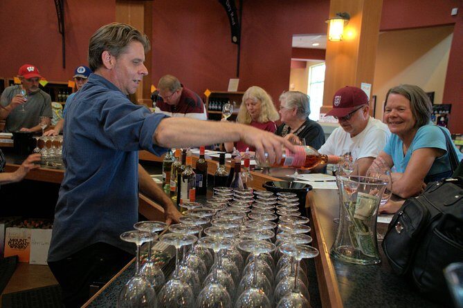 Branson VIP Wine Tasting and Dinner Tour - The Transport and Group Size