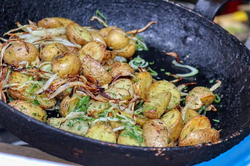 Bremen: Culinary Old Town Tour  with unique locations - Who Should Consider This Tour?
