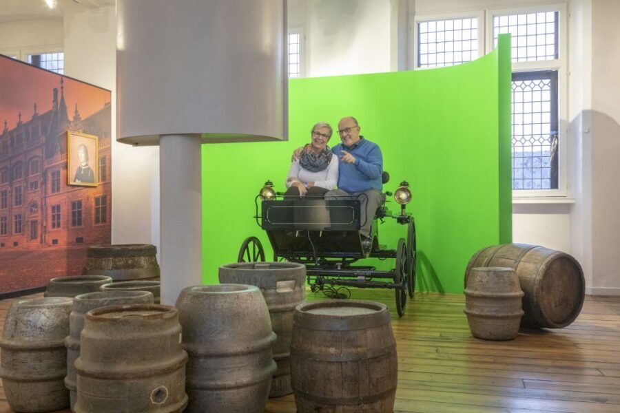 Bruges: The Beer Experience Museum Entry with Audio Guide - Getting There and Visiting Details