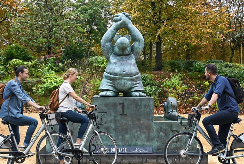 Brussels: Private City Tour on Bike with Drink Stop - The Itinerary in Detail: Breaking Down Each Stop