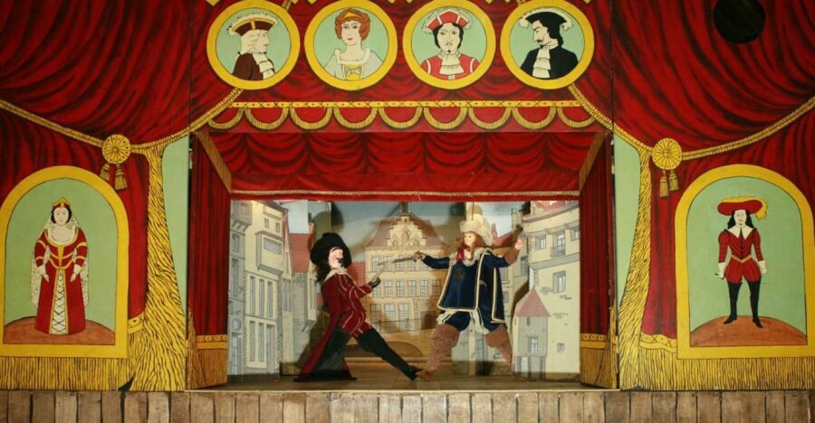 Brussels: Private Tour of Theatre Toone with Snacks and Beer - Why This Tour Offers Real Value