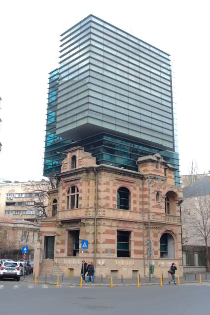 Bucharest's scars of Communism-half day private walking tour - What Makes This Tour Stand Out?