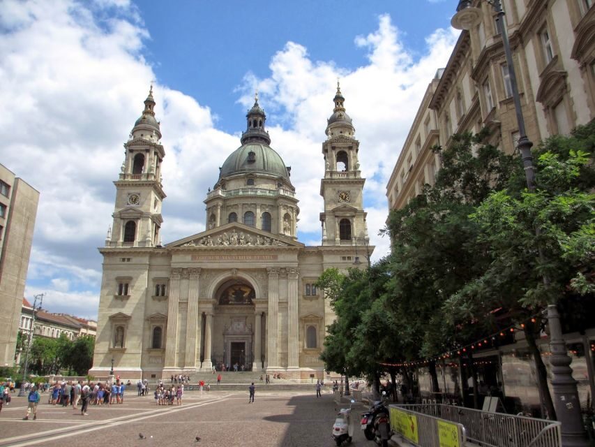 Budapest: 3-Hour Walking Tour of Pest with a Historian - Exploring Pest in a Nutshell