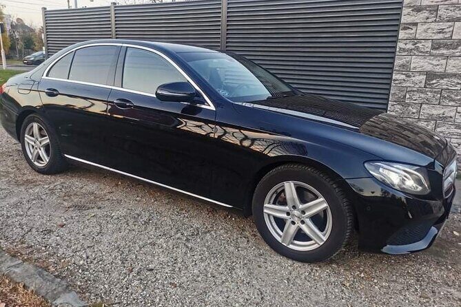 Budapest Airport and Hotel transfer, private tours - A Closer Look at the Experience