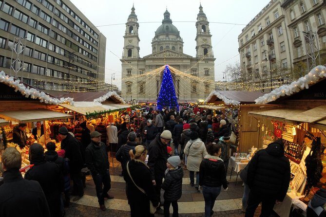 Budapest Christmas Walking Tour & Entry to St Stephen's Basilica - From the Reviews: Authentic Experiences and Genuine Value