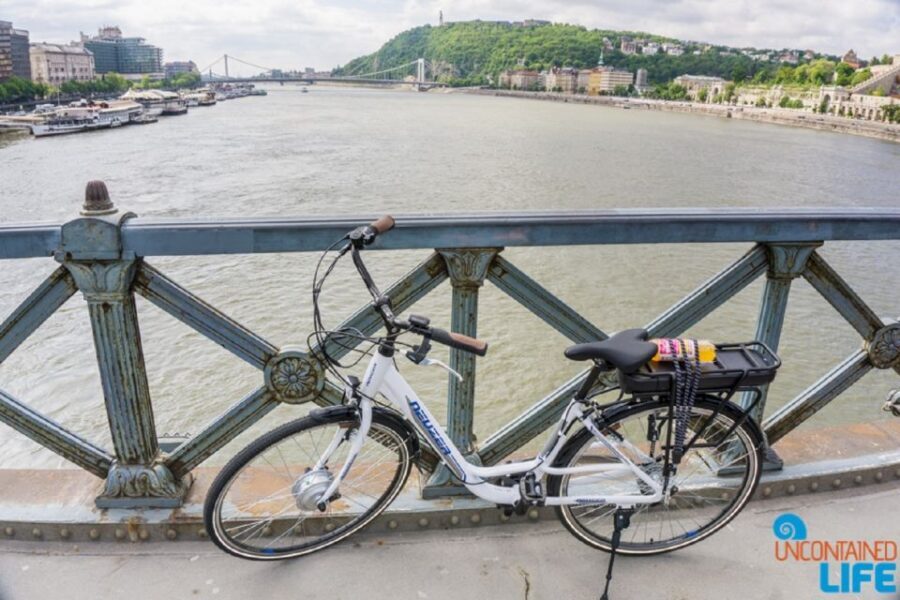 Budapest: E-Bike Guided Tour and Castle Hill - Itinerary Breakdown: What Youll See and Do