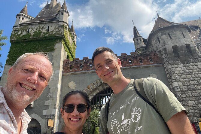 Budapest Essential Walking Tour&Traditional Hungarian Dessert - The Experience’s True Value