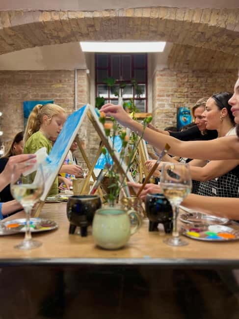 Budapest: Painting Workshop with Snacks and Wine - What’s Included and How It Works