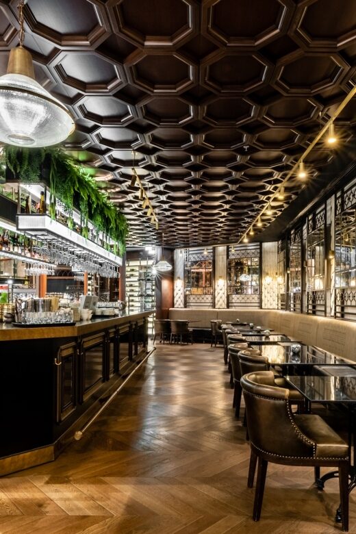 Budapest: Párisi Passage Restaurant 3-Course Menu - Breakdown of the Itinerary