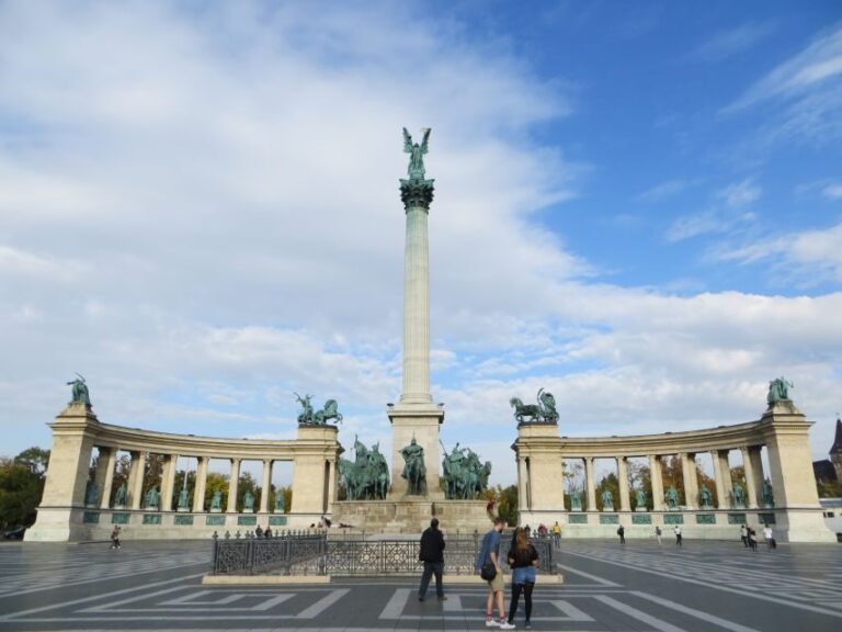 Budapest: Private Luxury Sightseeing Tour - Who Should Consider This Tour?