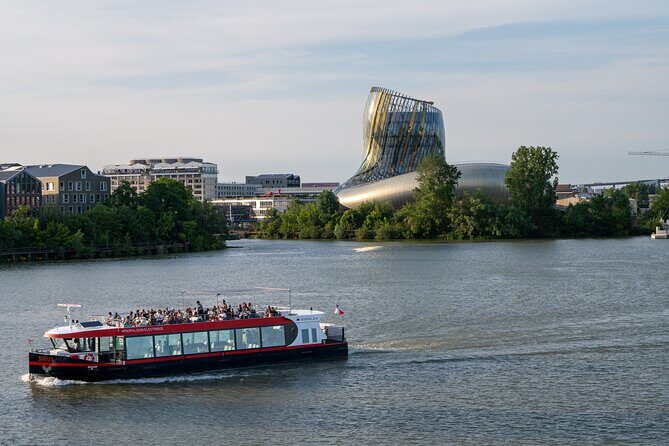 Canelés cruise and UNESCO route - A Detailed Look at the Experience