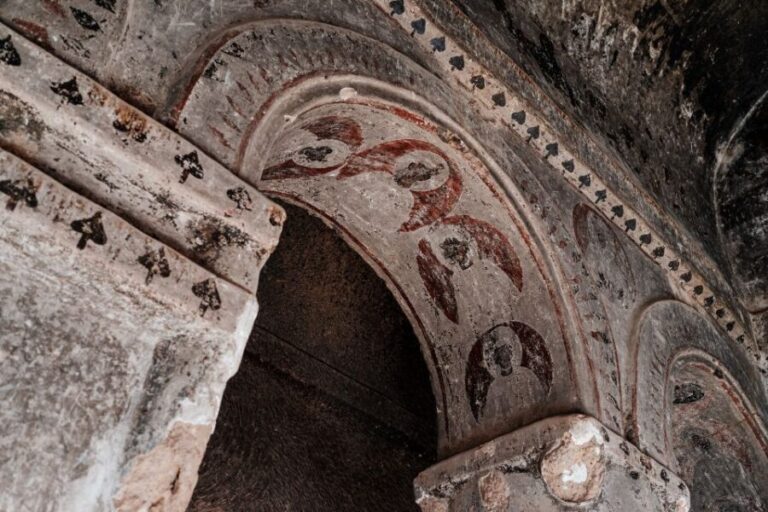 Cappadocia: Göreme Red Tour with Lunch and guide - A Few Tips for Travelers