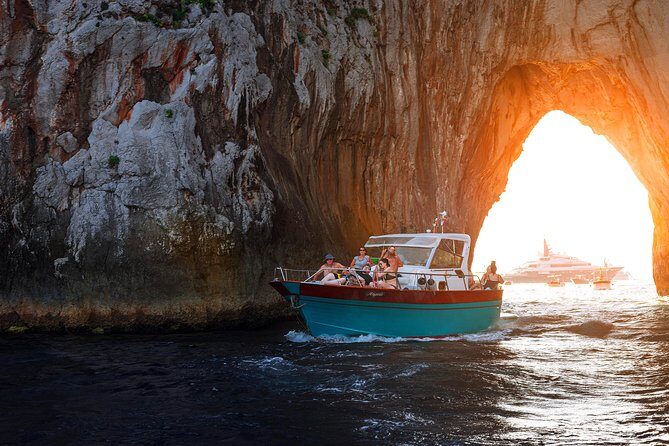 Capri Sunset Small-Group Boat Tour from Sorrento - A Deep Dive into the Tour Experience
