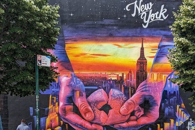 Capture NYC Personalized Photo Tours with a Local Expert - Who Should Book This Tour?