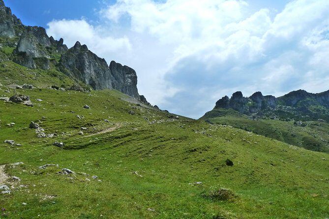 Carpathians in Romania: Bucegi Natural Park with native Spanish guide. - The Itinerary in Detail: From Village to Mountain Peaks