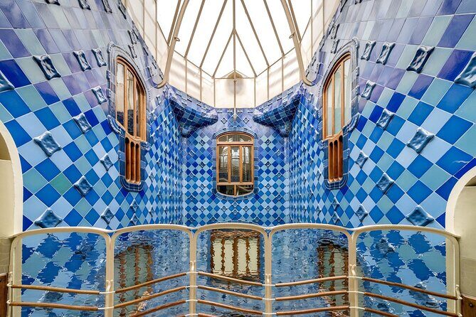 Casa Batllo Fast Track Tour with Optional White Rabbit Museum - The Itinerary in Detail