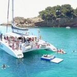 Catamaran departure in a young atmosphere - An In-Depth Look at the Catamaran Experience