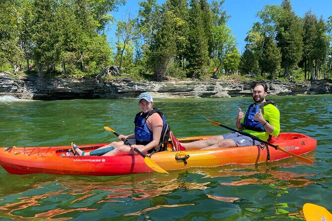 Cave Point Kayak Tour - What You Can Expect on the Water