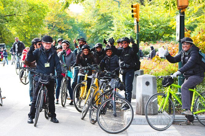 Central Park Bike Tour in French or English - Breaking Down the Itinerary