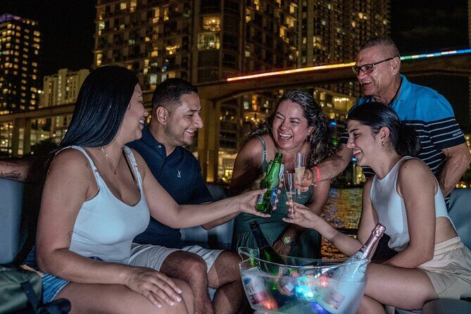Champagne City Lights Boat Tour with Photoshoot - A Closer Look at the Champagne City Lights Boat Tour