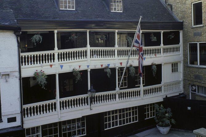Charles Dickens Private Walking Tour - Inside the Experience: From Guides to Hidden Gems