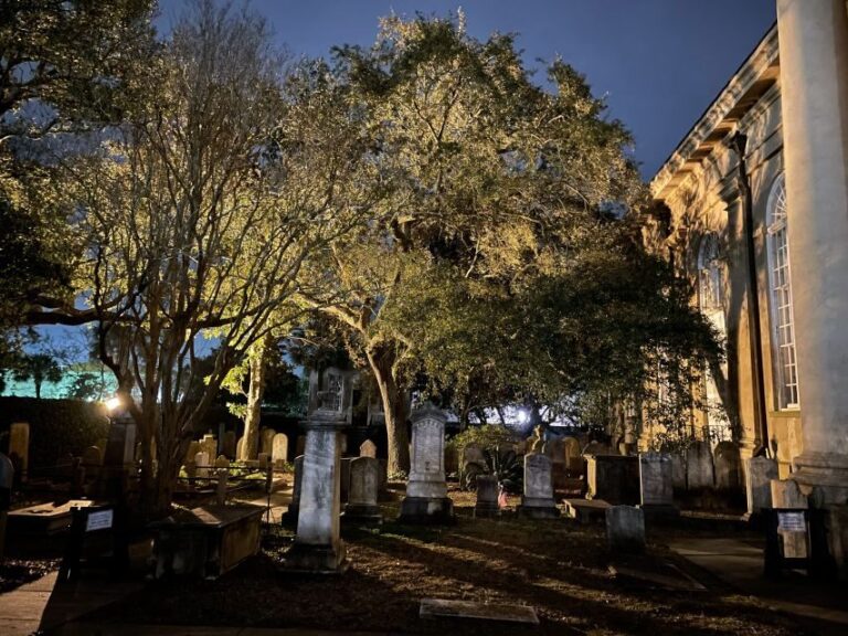 Charleston: Haunted History Tour - Learn to see a Ghost - A Close Look at the Haunted Charleston Tour