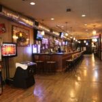 Charlotte Bar Hunt: Uptown Charlotte Showdown - The Social and Cultural Experience