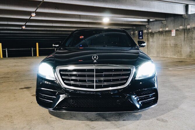 Charlotte Departure Chauffeur Driven Airport Transport by Sedan - Why Choose a Chauffeur-Driven Airport Transfer?