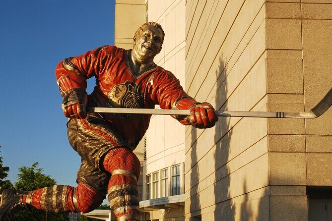 Chicago Blackhawks Ice Hockey Game Ticket at United Center - Setting the Scene at United Center