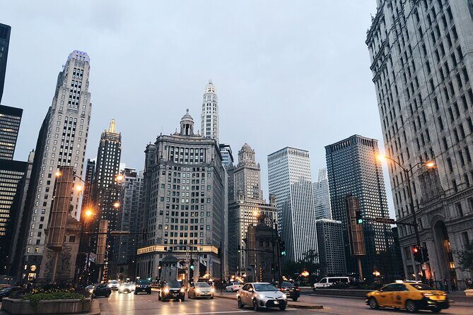 Chicago Gangsters: Self-Guided Crime Story Puzzle Walk - Who Is This Tour Best For?