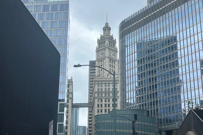 Chicago Hauntings Original Ghost Walk through Old Chicago - Price and Value: Is It Worth It?