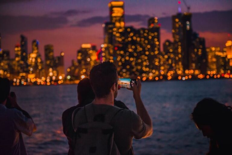 Chicago: Narrated River and Lake Cruise by Night - Evaluating the Value