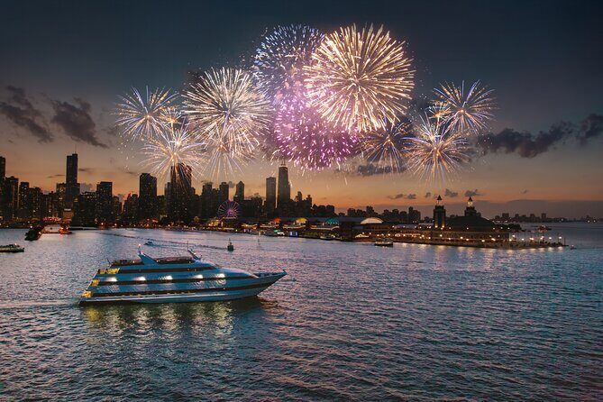 Chicago New Year's Eve Buffet Dinner Cruise on Lake Michigan - An In-Depth Look at the Cruise Experience