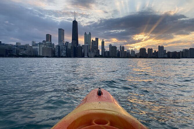 Chicago's Lake Michigan Downtown Kayak Rental at Ohio Street Beach - Who Should Consider This Kayak Rental?