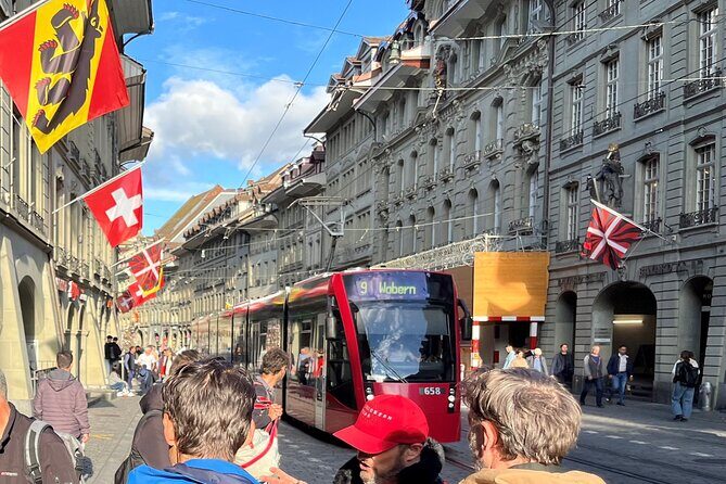Chocolate tour in Bern with chocolate tasting - The Chocolatier’s Shop: A Special Tasting Gift