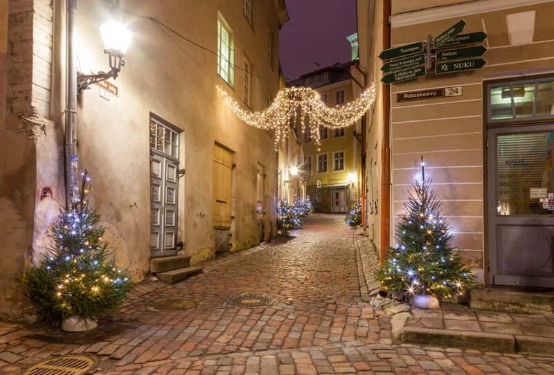 Christmas Charms of Larnaka: A Cultural Journey - The Magic of the Christmas Tree and Local Legends