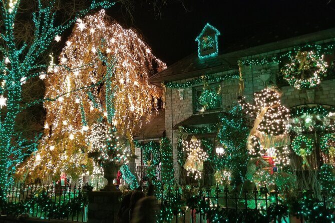Christmas Lights Tour of Dyker Heights Brooklyn - What We Think About the Value and Overall Experience