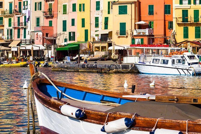 Cinque Terre and Pisa Private tour from Montecatini Terme - Guides and Authenticity